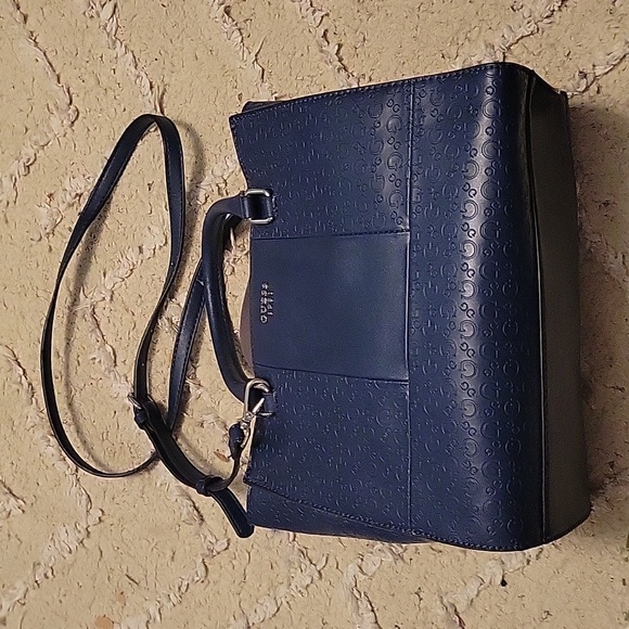 Guess | Bags | 21 Guess 1981 Crossbody | Poshmark